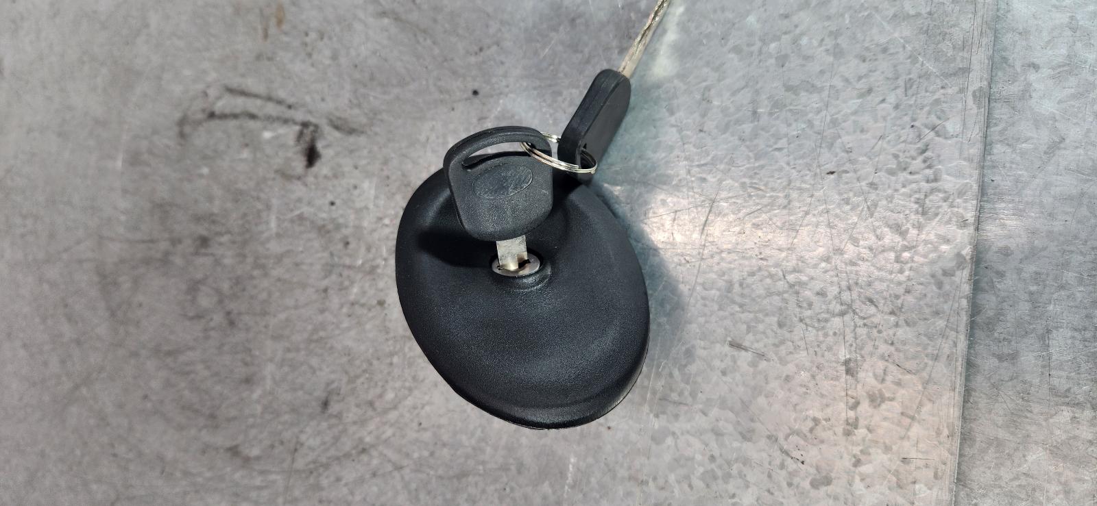 FORD TRANSIT VF-VG 05/1996-09/2000 NEW LOCK FUEL CAP DIESEL - Transit ...
