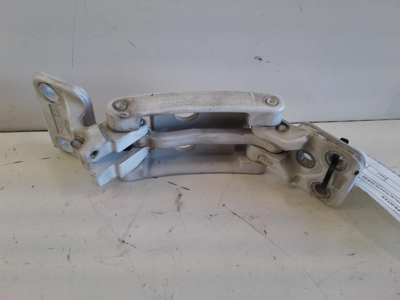 MERCEDES BENZ SPRINTER 10/2006-04/2018 UPPER RIGHT BARN DOOR HINGE ...