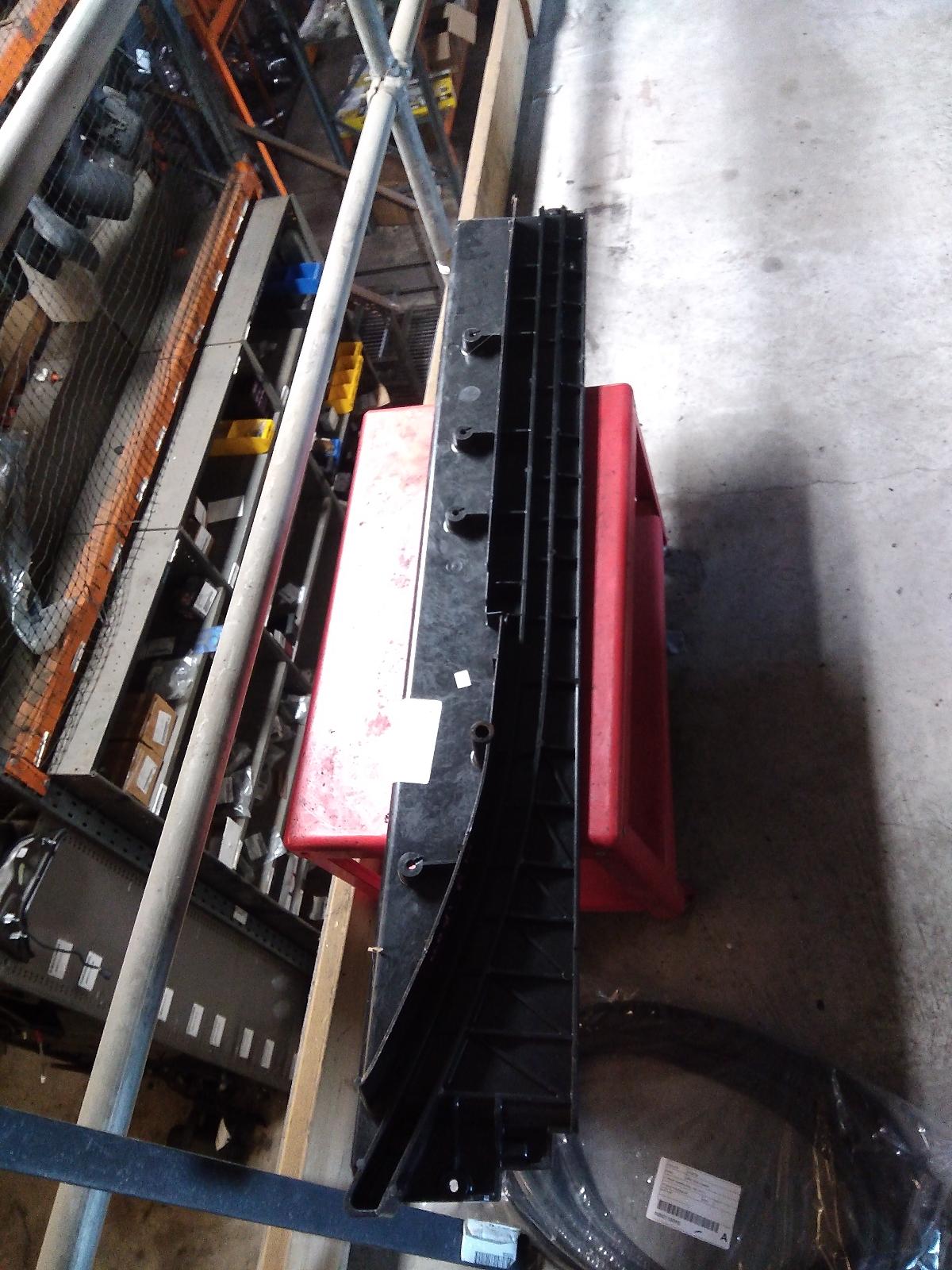 MERCEDES BENZ SPRINTER 10/2006-04/2018 RIGHT SLIDING DOOR SIDE STEP ...