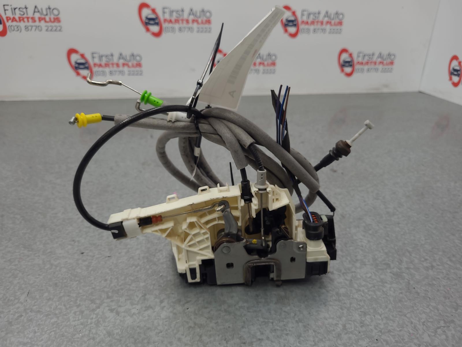 MERCEDES BENZ SPRINTER VS30 05/2018-2023 MAIN LOCK MECHANISM BARN DOOR ...