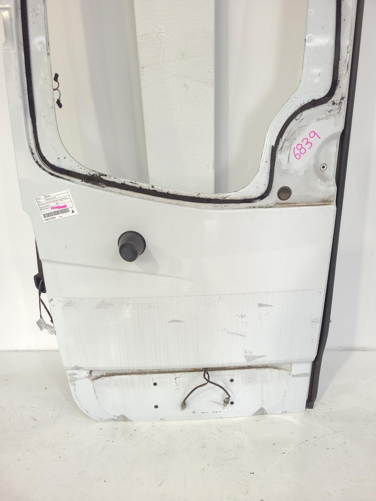 MERCEDES BENZ SPRINTER NCV3 10/2006-04/2018 LEFT BARN DOOR - Sprinter ...