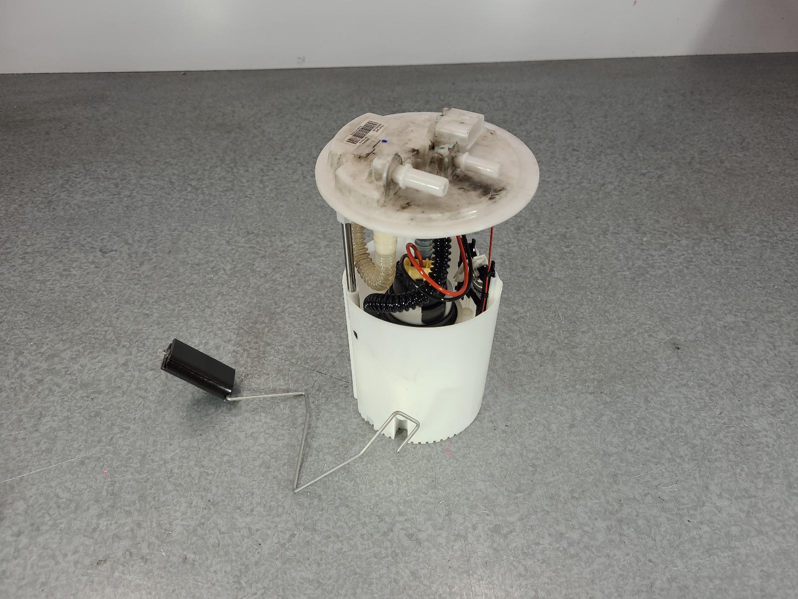 RENAULT TRAFIC X82 01/2015-ON FUEL SENDING UNIT - First Auto Parts
