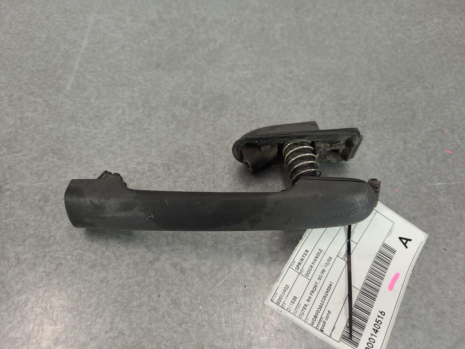 MERCEDES BENZ SPRINTER 02/1998-10/2006 OUTER RIGHT FRONT DOOR HANDLE ...