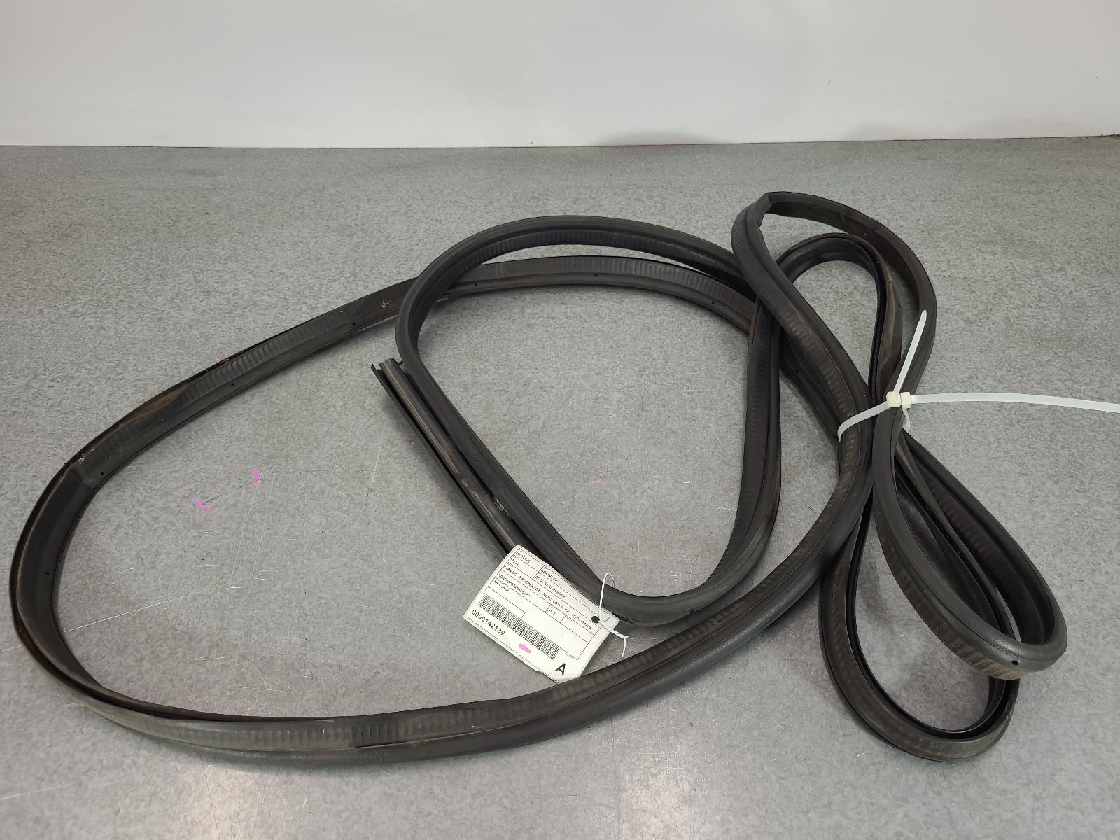 MERCEDES SPRINTER BODY SEAL RUBBER BARN DOOR RUBBER SEAL, NCV3, LOW ...