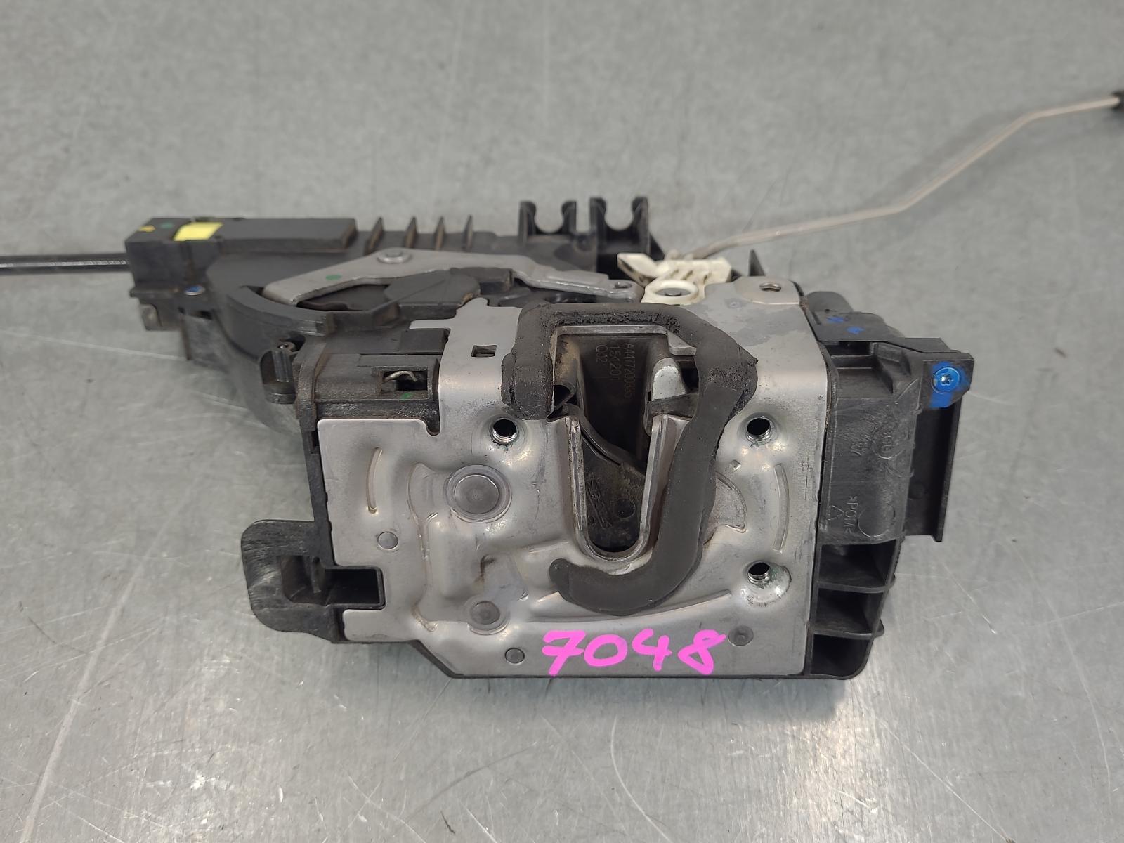 MERCEDES VITO 2015-2024 LOCK MECHANISM 447, RIGHT FRONT DOOR LOCK, 03/ ...