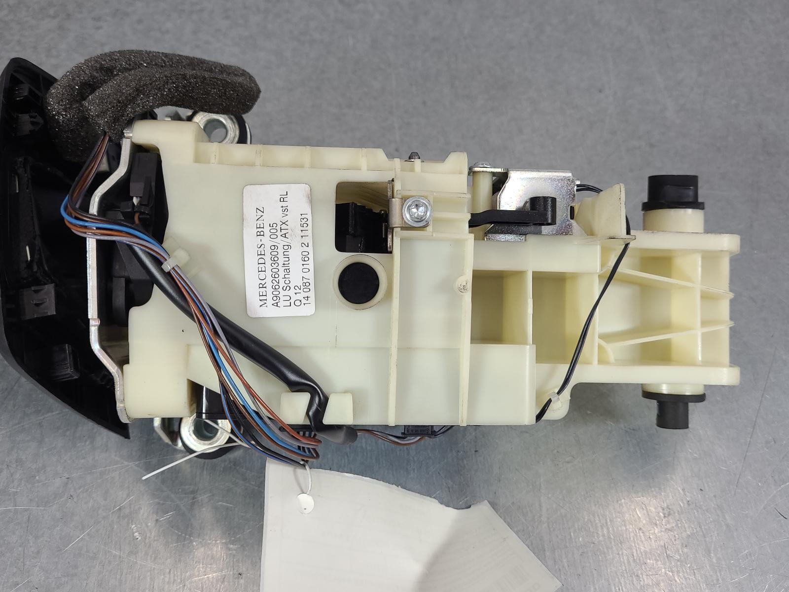 MERCEDES SPRINTER 2013-2018 GEAR STICK/SHIFTER AUTO T/M TYPE, BLACK ...