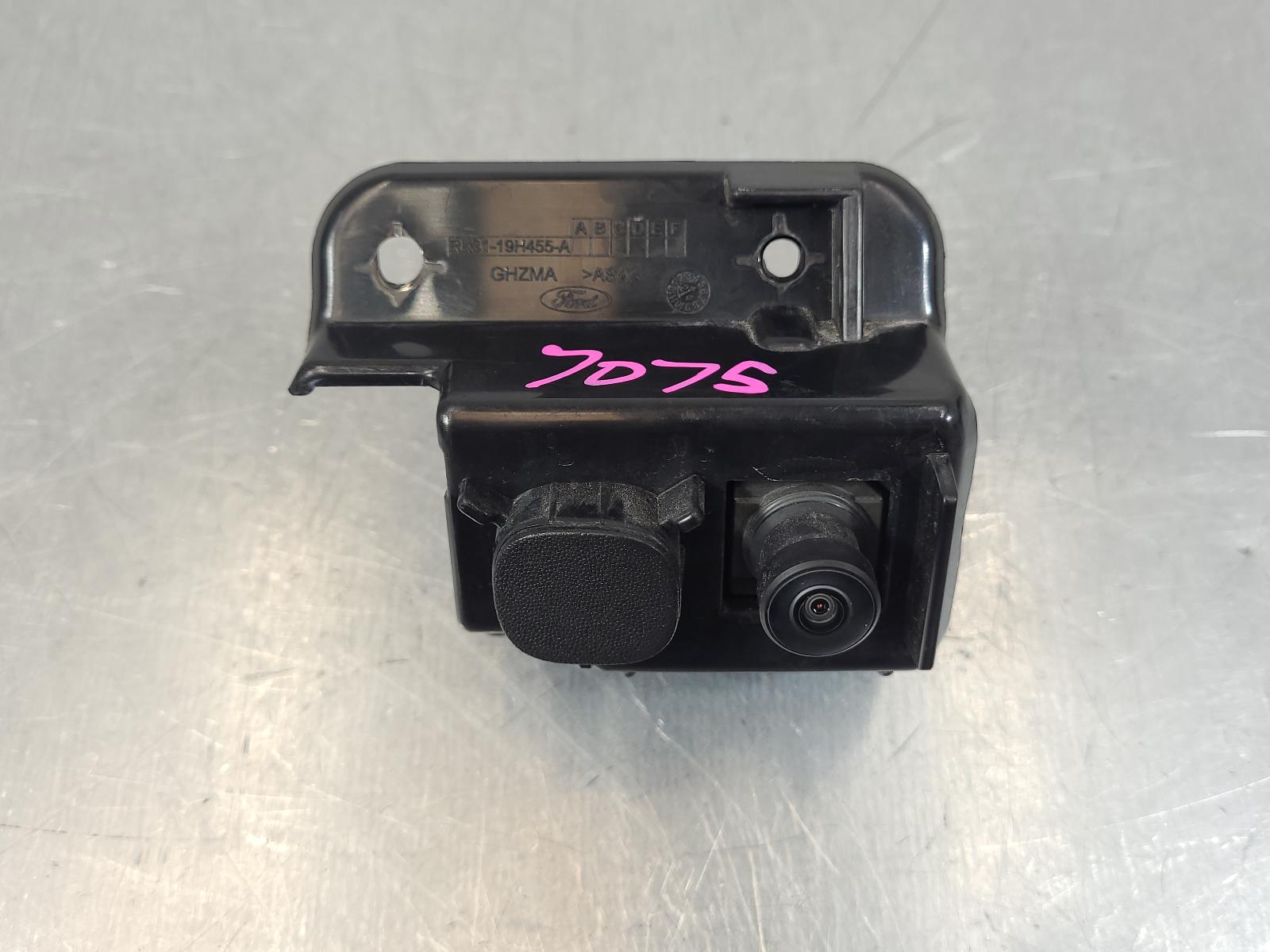 FORD TRANSIT 2019-2024 CAMERA VO, FRONT CAMERA (WINDSCREEN MOUNTED), 05 ...