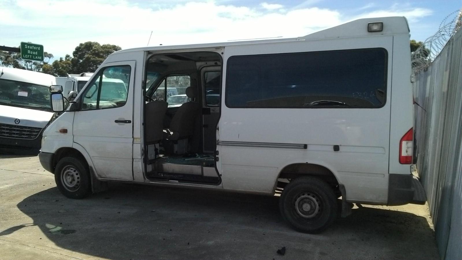 MERCEDES BENZ SPRINTER 02/1998-10/2006 GEAR STICK/SHIFTER FULL AUTO ...
