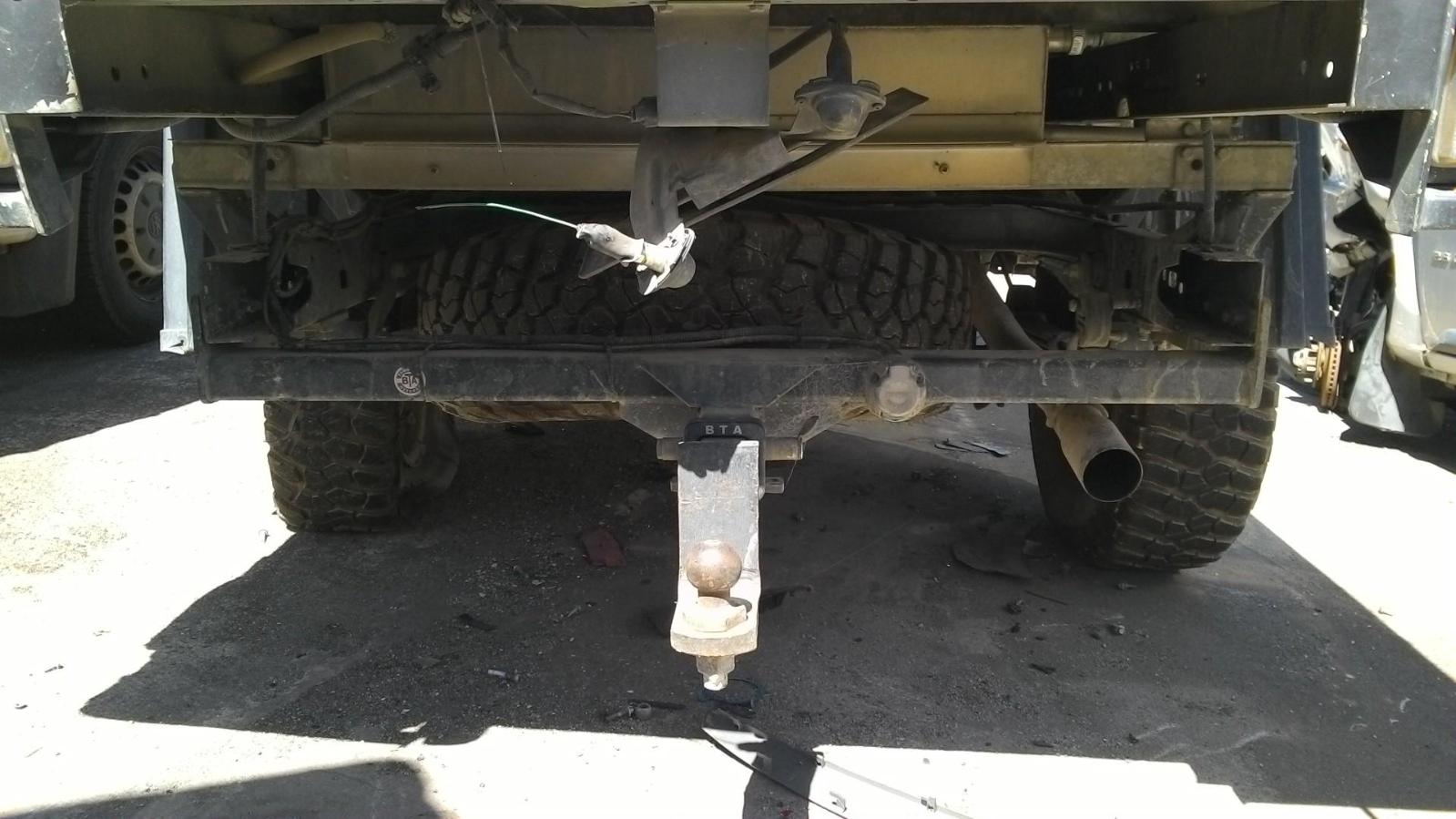 TOYOTA HILUX 03/2005-08/2015 LOCK MECHANISM RIGHT REAR DOOR POWER ...