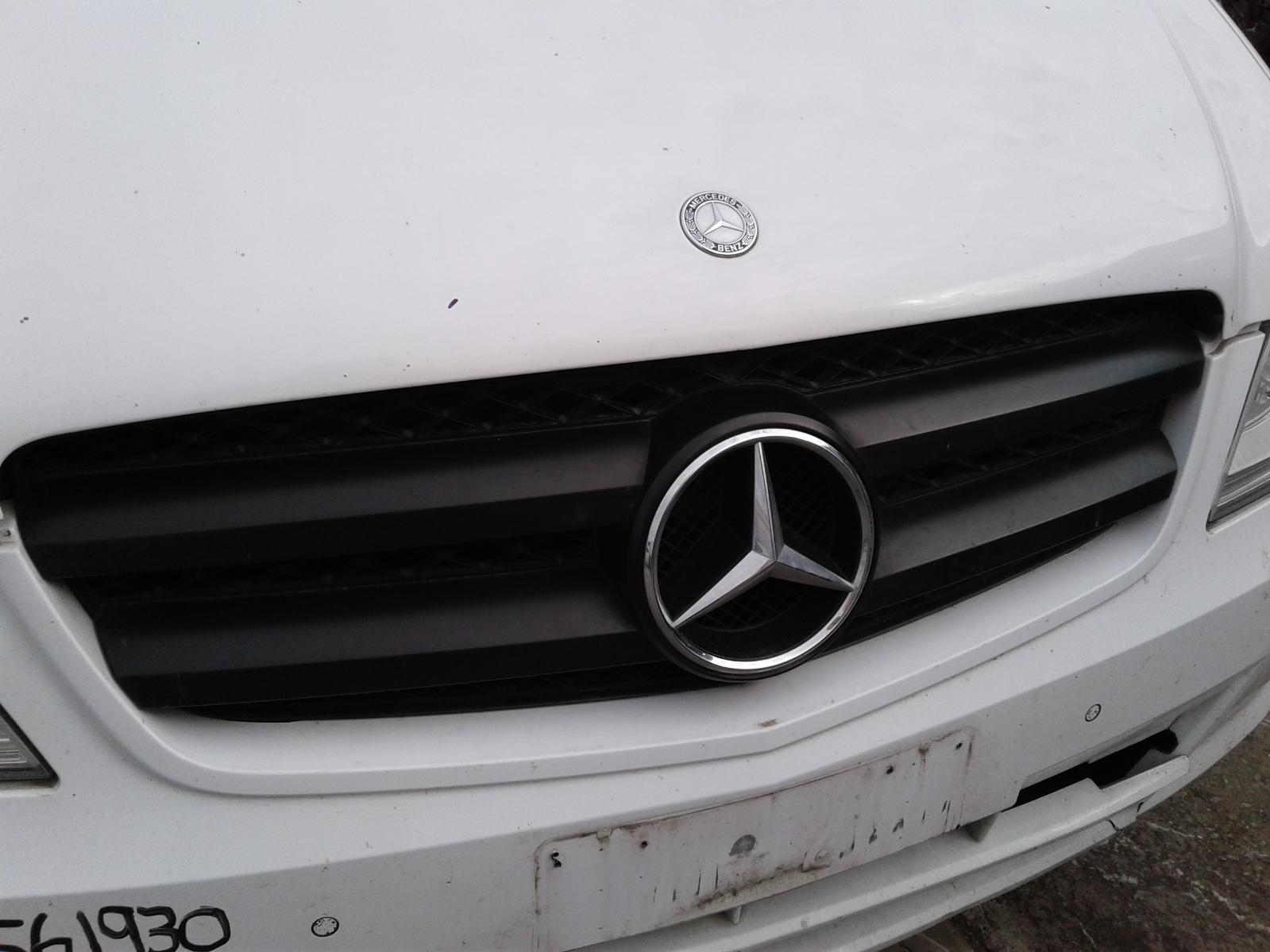 MERCEDES BENZ VITO 639 04/2004-02/2015 REAR BUMPER BAR CENTRE WHITE ...