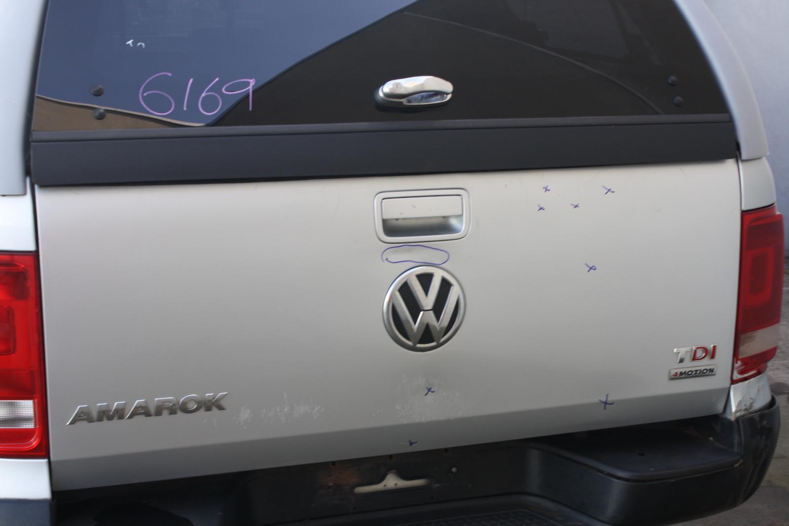 VOLKSWAGEN AMAROK 2H 02/2011-09/2022 TAILGATE HANDLE SILVER NO BARREL ...