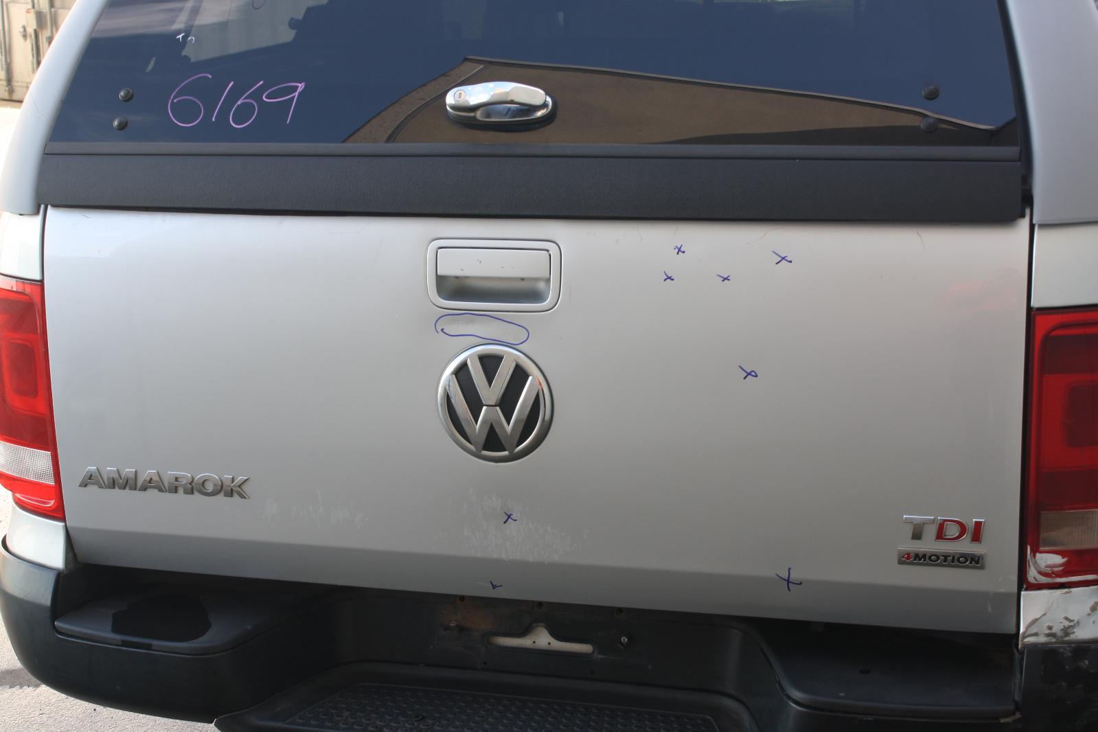 VOLKSWAGEN AMAROK 2H 02/2011-09/2022 TAILGATE HANDLE SILVER NO BARREL ...