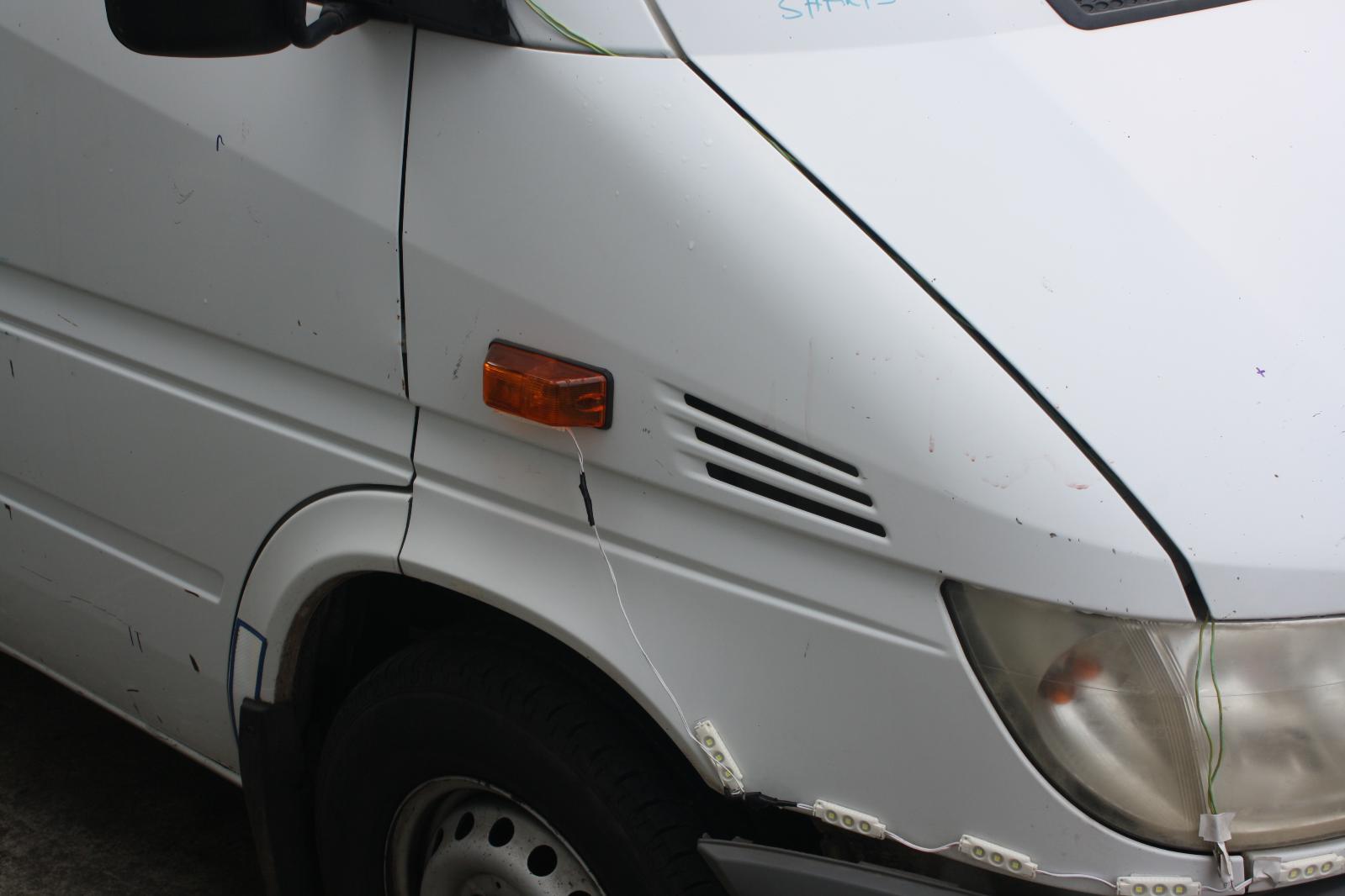 MERCEDES BENZ SPRINTER 02/1998-10/2006 FRONT PANEL RIGHT HEADLIGHT ...