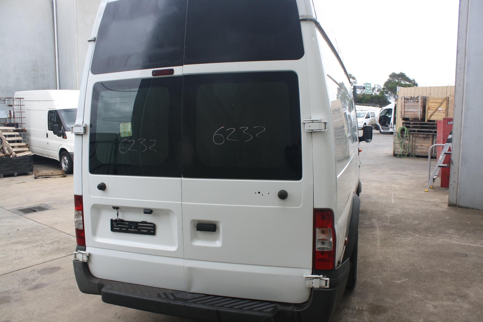 FORD TRANSIT VH-VM 01/2000-09/2014 BARN DOOR HINGE LOWER LEFT ONLY 270 ...