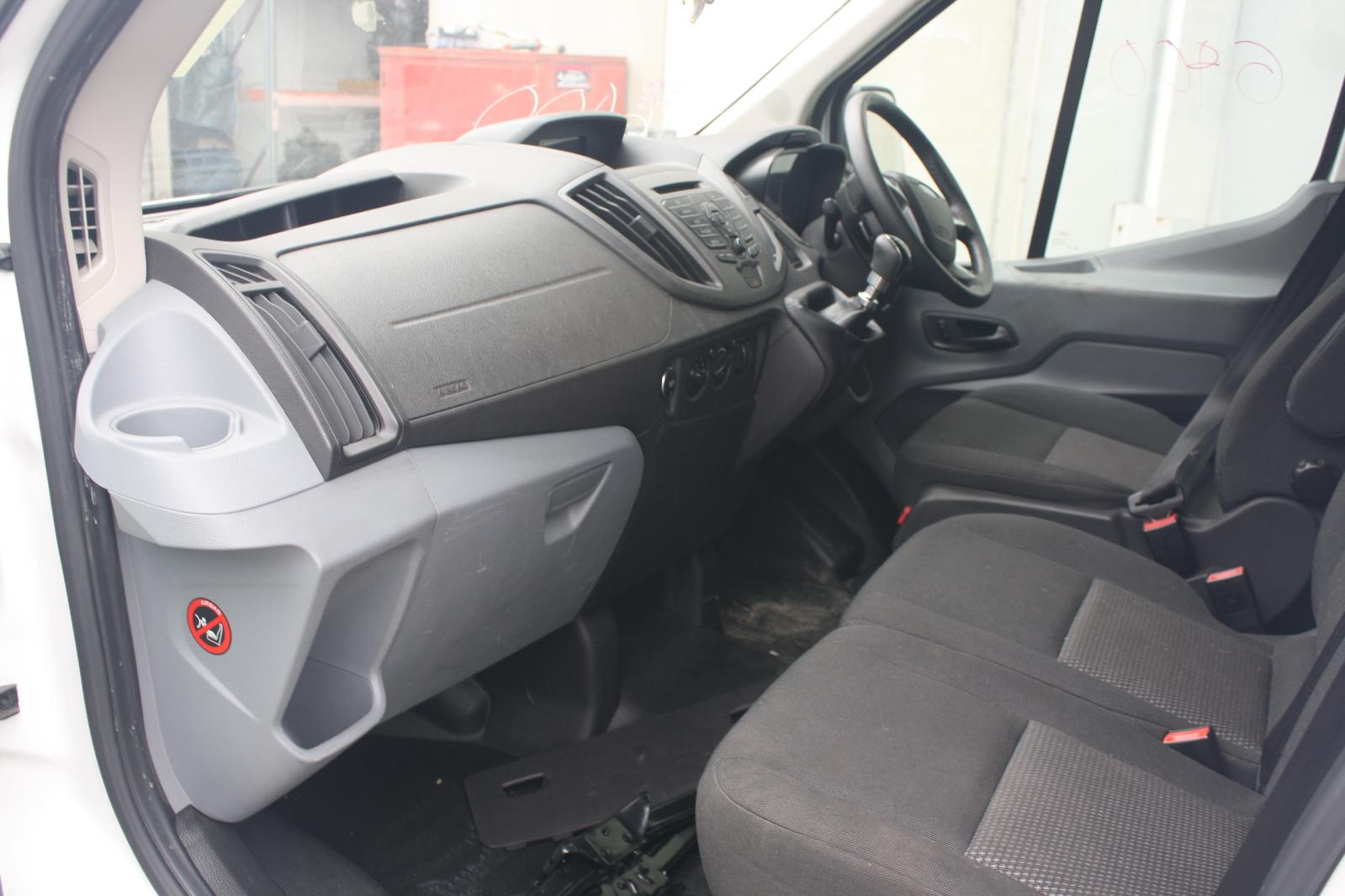 FORD TRANSIT VO 02/2014-ON BONNET HINGE/STRUT PAIR - Transit Spares - Used