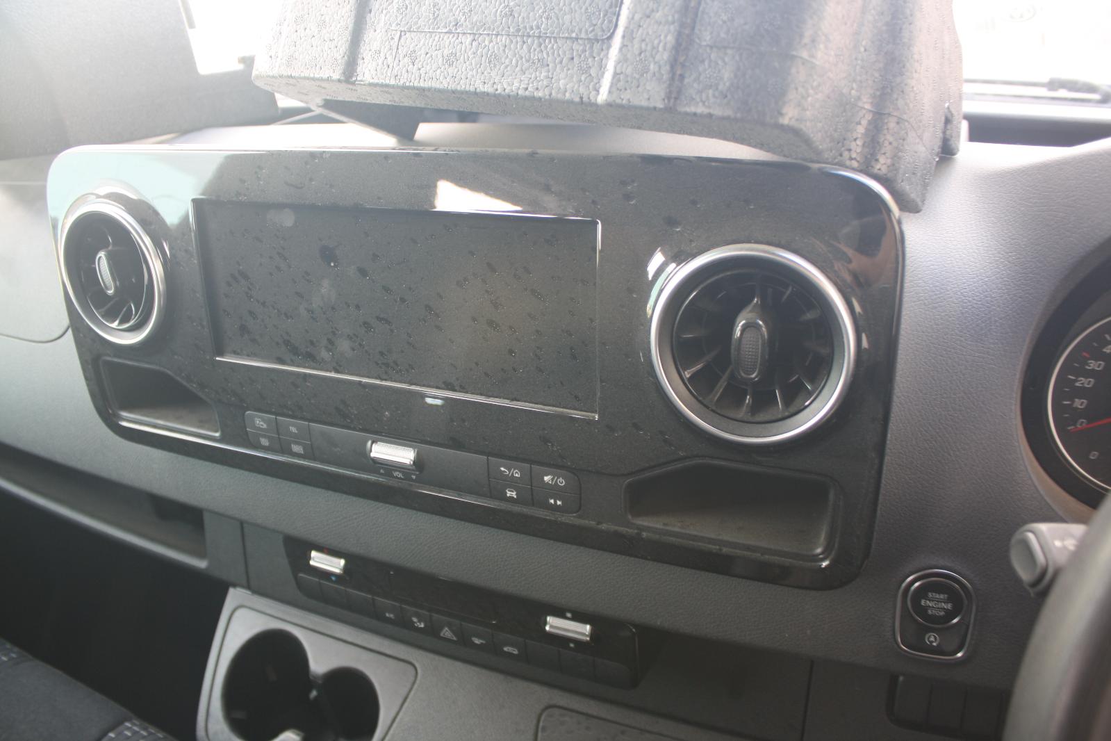 MERCEDES SPRINTER VS30 05/2018-ON STEREO/HEAD UNIT TOUCHSCREEN 10.25IN ...