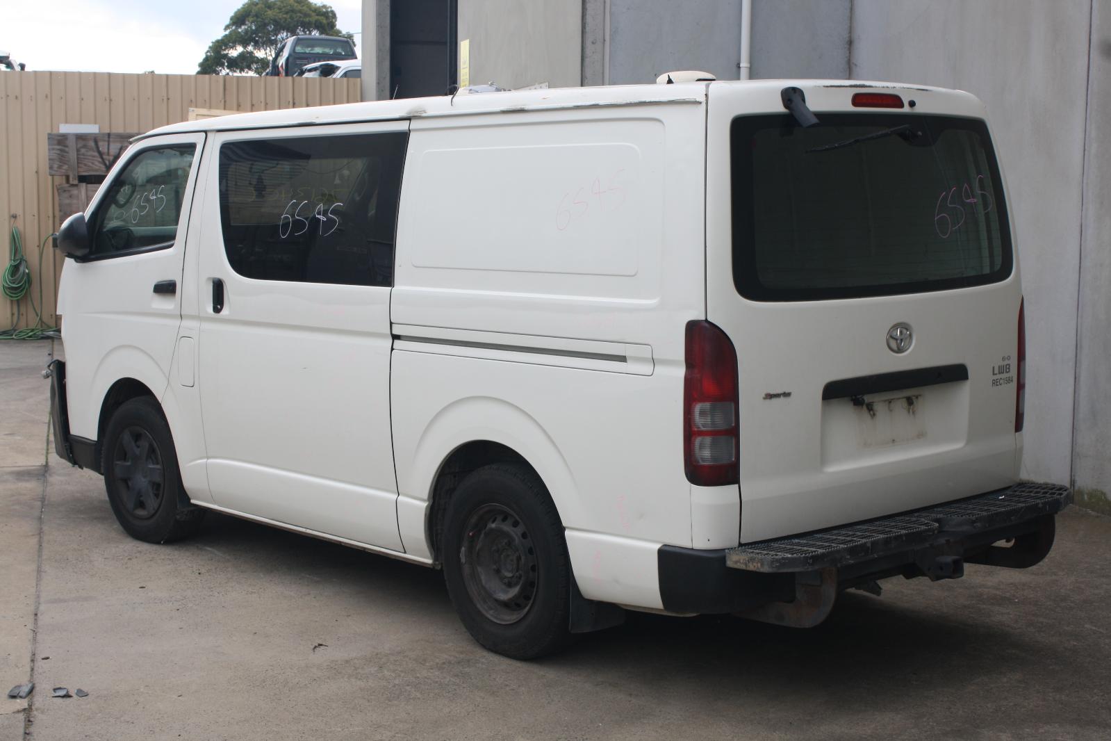 TOYOTA HIACE KDH 08/2010-04/2019 AIR FLOW METER 3.0L DIESEL 26mm HOLE ...