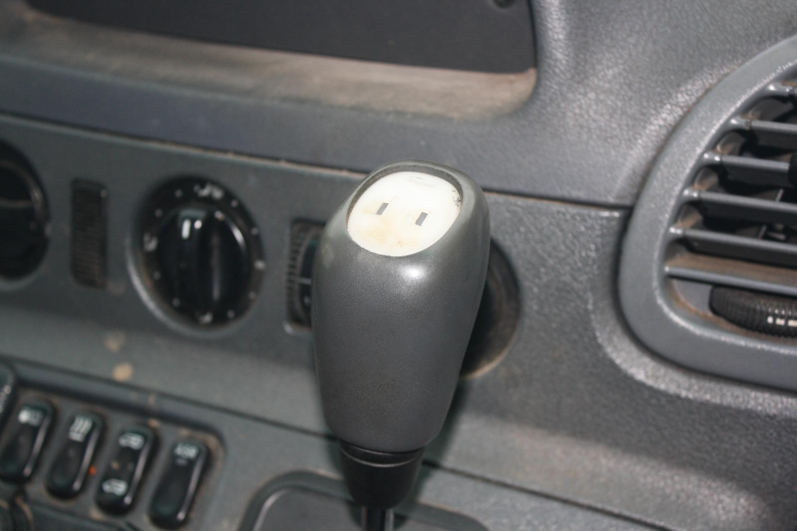 MERCEDES BENZ SPRINTER 02/1998-10/2006 GEAR SHIFTER VAN - Sprinter Spares