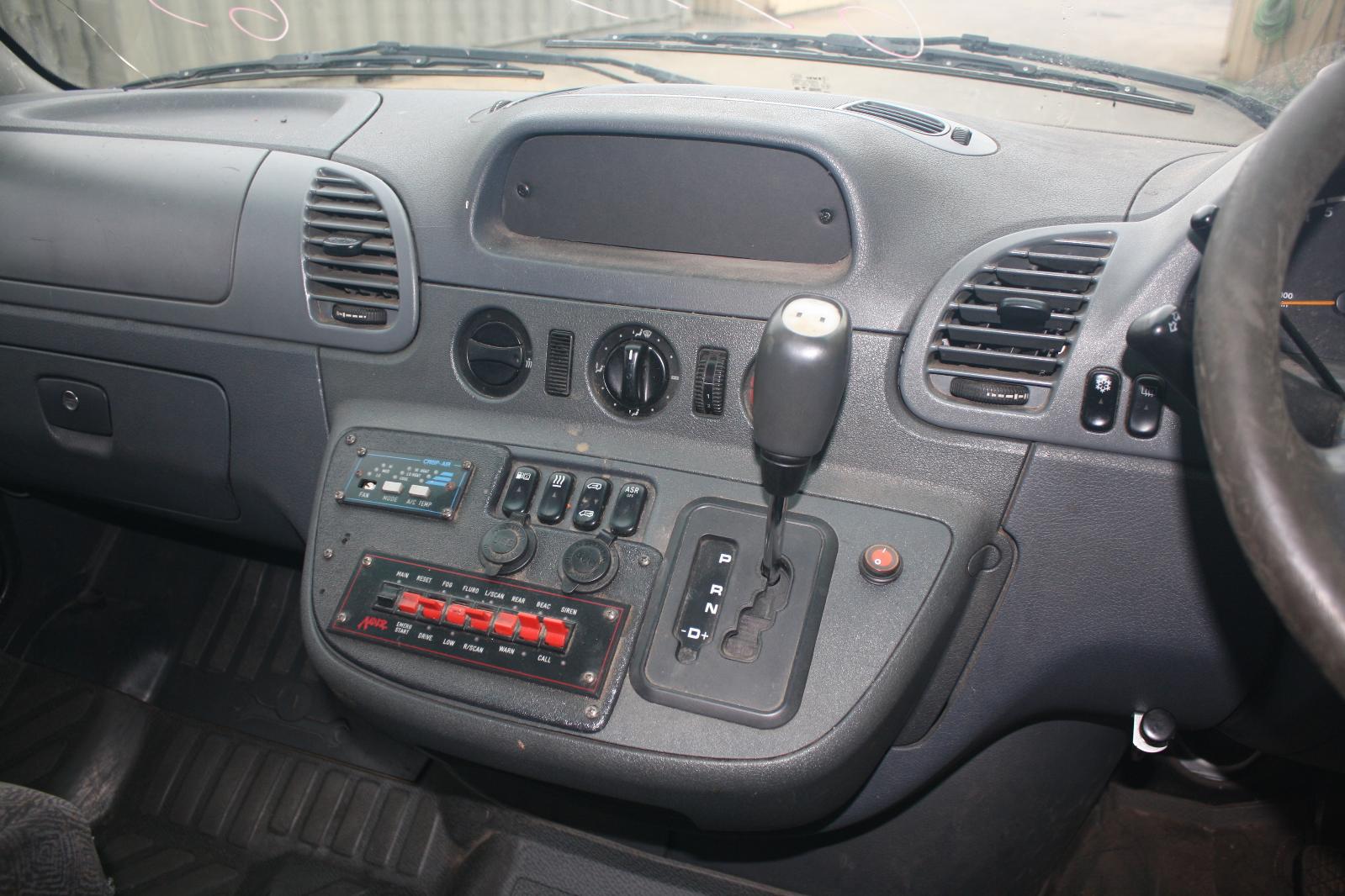 MERCEDES BENZ SPRINTER 02/1998-10/2006 GEAR SHIFTER VAN - Sprinter Spares