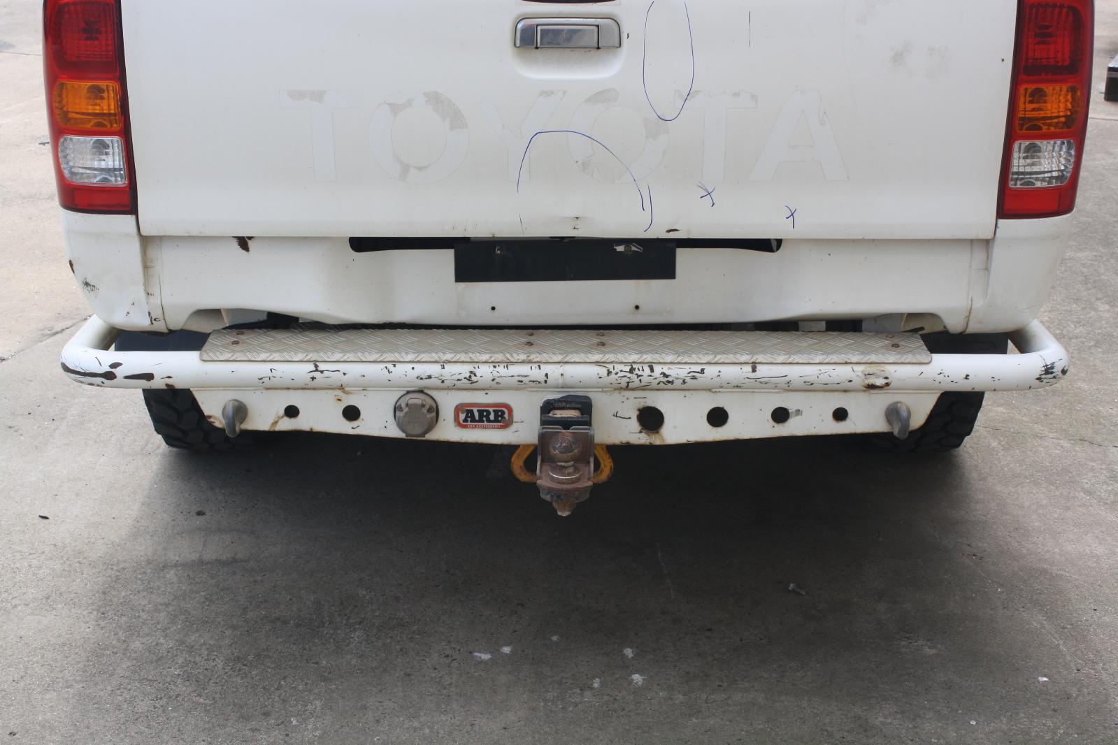 TOYOTA HILUX 03/2005-08/2015 TAILGATE HINGES PAIR - First Auto Parts