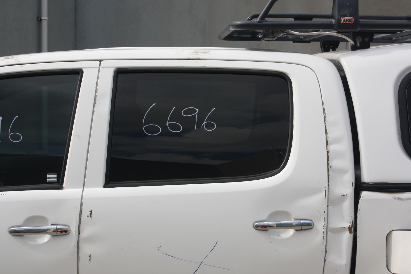 TOYOTA HILUX 02/2005-06/2011 LEFT TRIM KICK PANEL LIGHT GREY - Hilux Spares