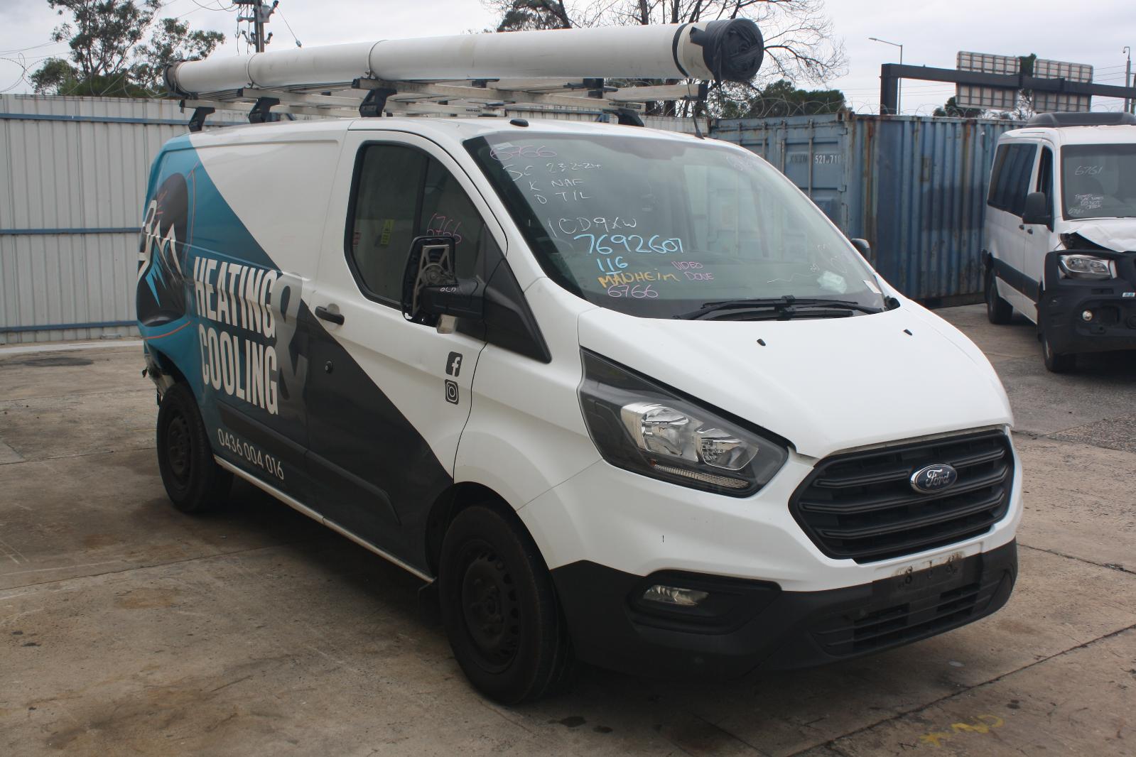 FORD TRANSIT CUSTOM VN 01/2018-2023 LEFT GUARD LINER - Transit Spares