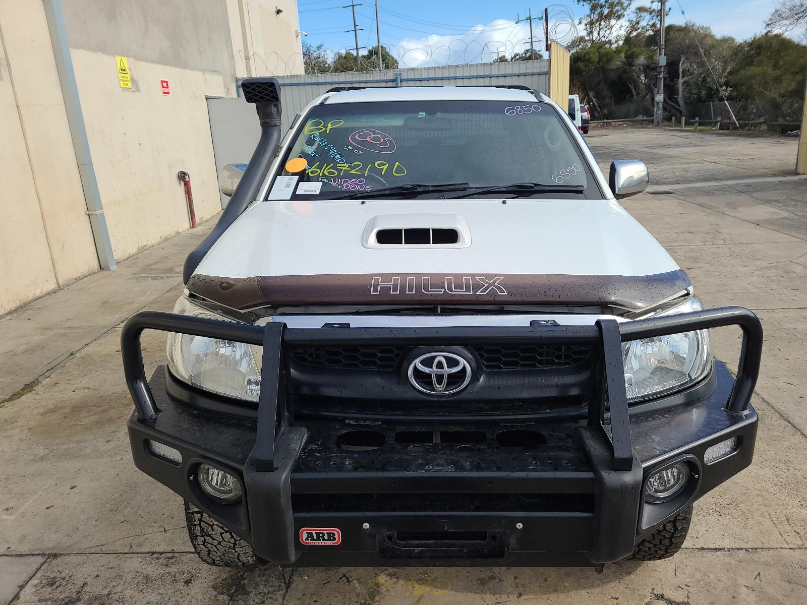 TOYOTA HILUX 03/2005-08/2011 INTERIOR MIRROR - Hilux Spares