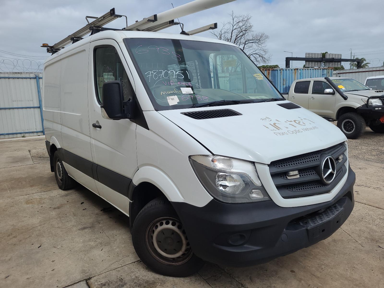 MERCEDES SPRINTER 2006-2018 BONNET RELEASE VAN 10/06-04/18 - First Auto ...