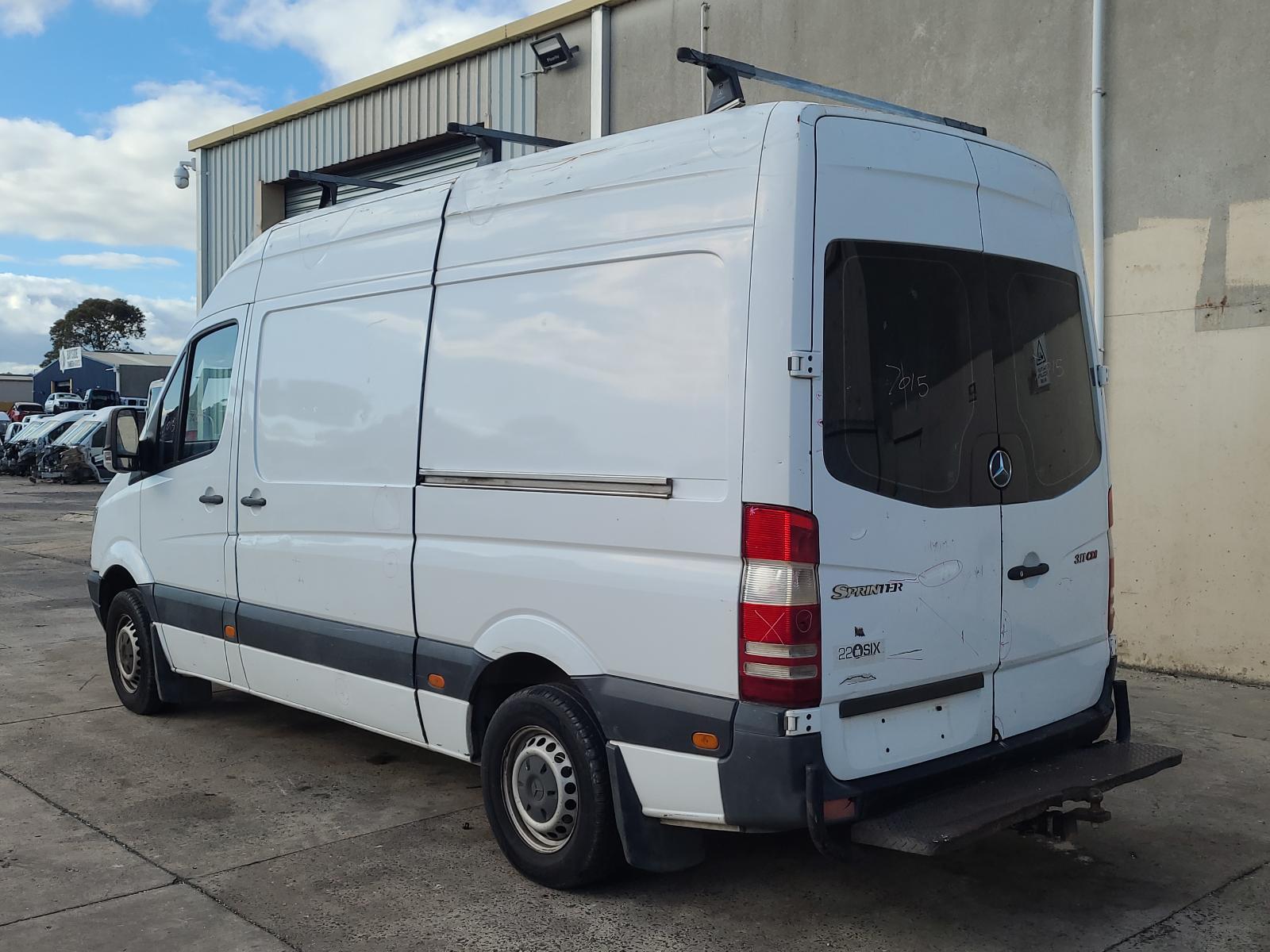 MERCEDES SPRINTER 2006-2018 LOCK MECHANISM LEFT FRONT DOOR LOCK, NCV3 ...