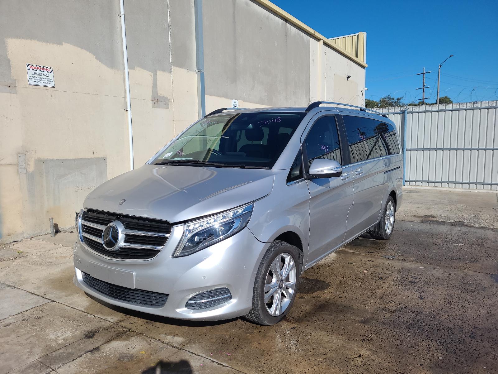 MERCEDES VITO 2015-2024 COURTESY LIGHT 447, FRONT (CENTRE), W/ SUNGLASS ...