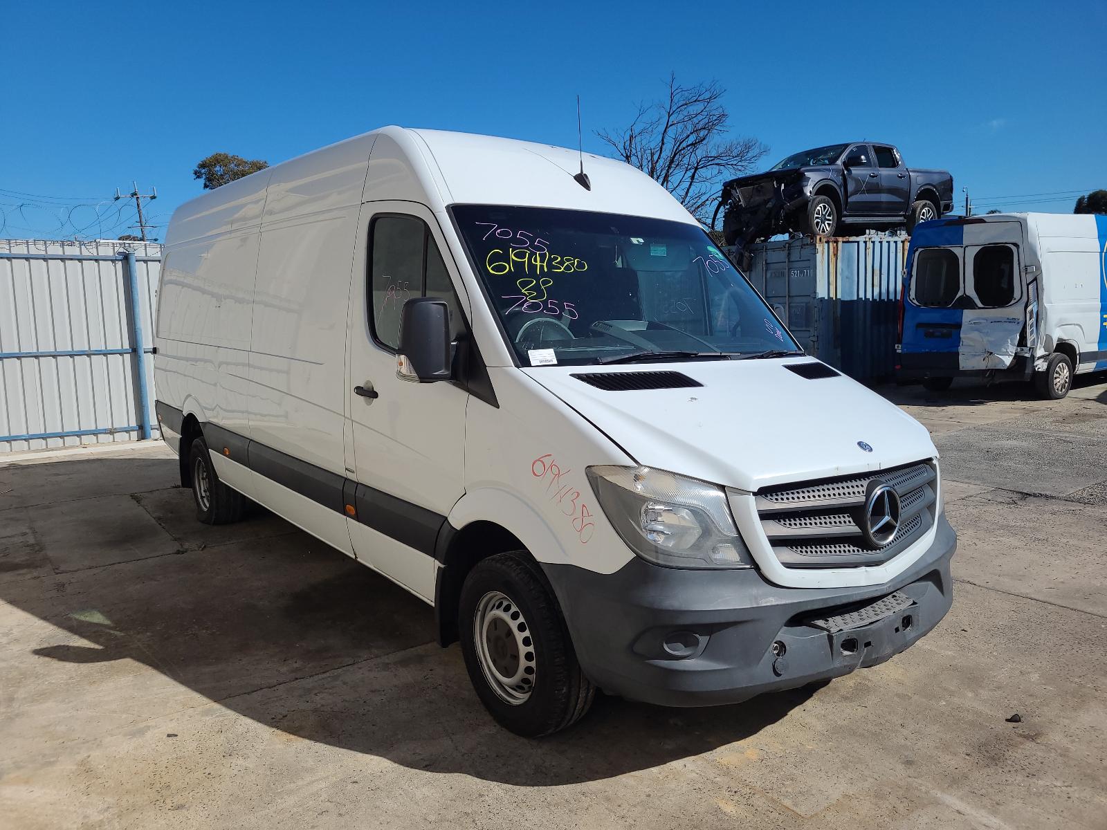 MERCEDES SPRINTER BODY SEAL RUBBER LH SLIDING DOOR RUBBER SEAL, NCV3 ...