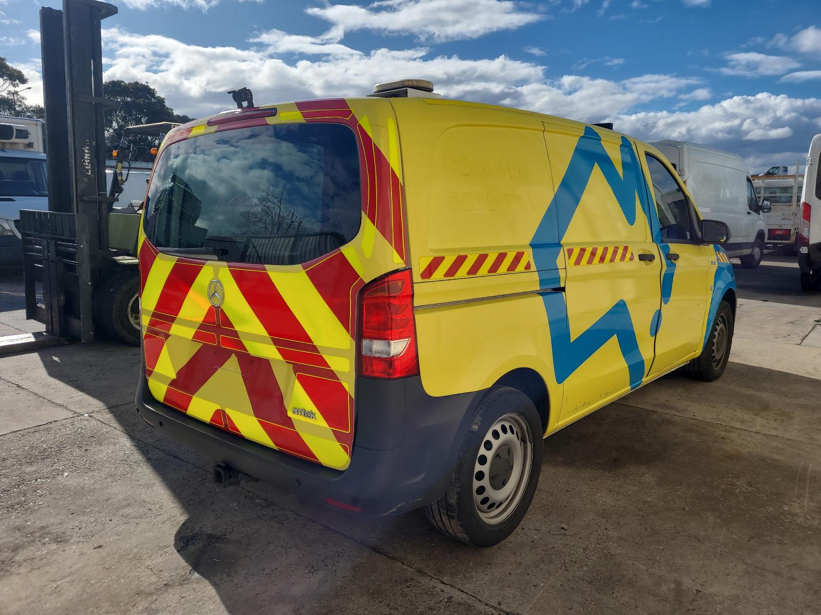 MERCEDES VITO 2015-2025 RIGHT REAR DOOR 447, NON WINDOW GLASS TYPE, 03/ ...