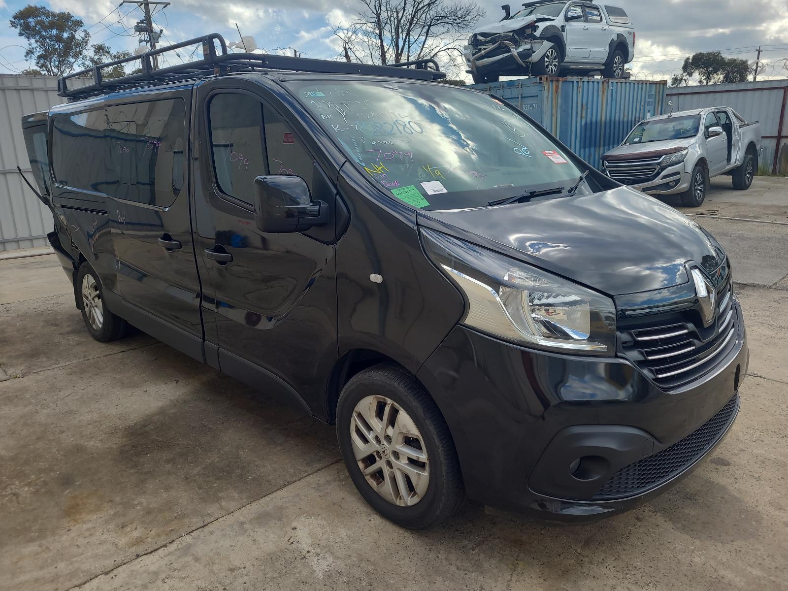 RENAULT TRAFIC 2015-2021 RIGHT INDICATOR/FOG/SIDE BUMPER FOGLAMP ...