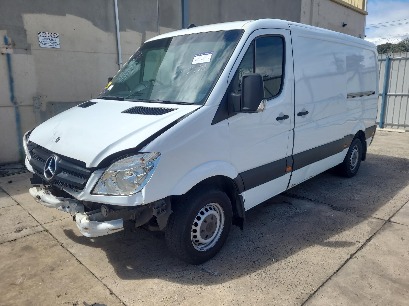 MERCEDES SPRINTER 2006-2018 STEREO/HEAD UNIT RADIO/CD PLAYER, SINGLE ...