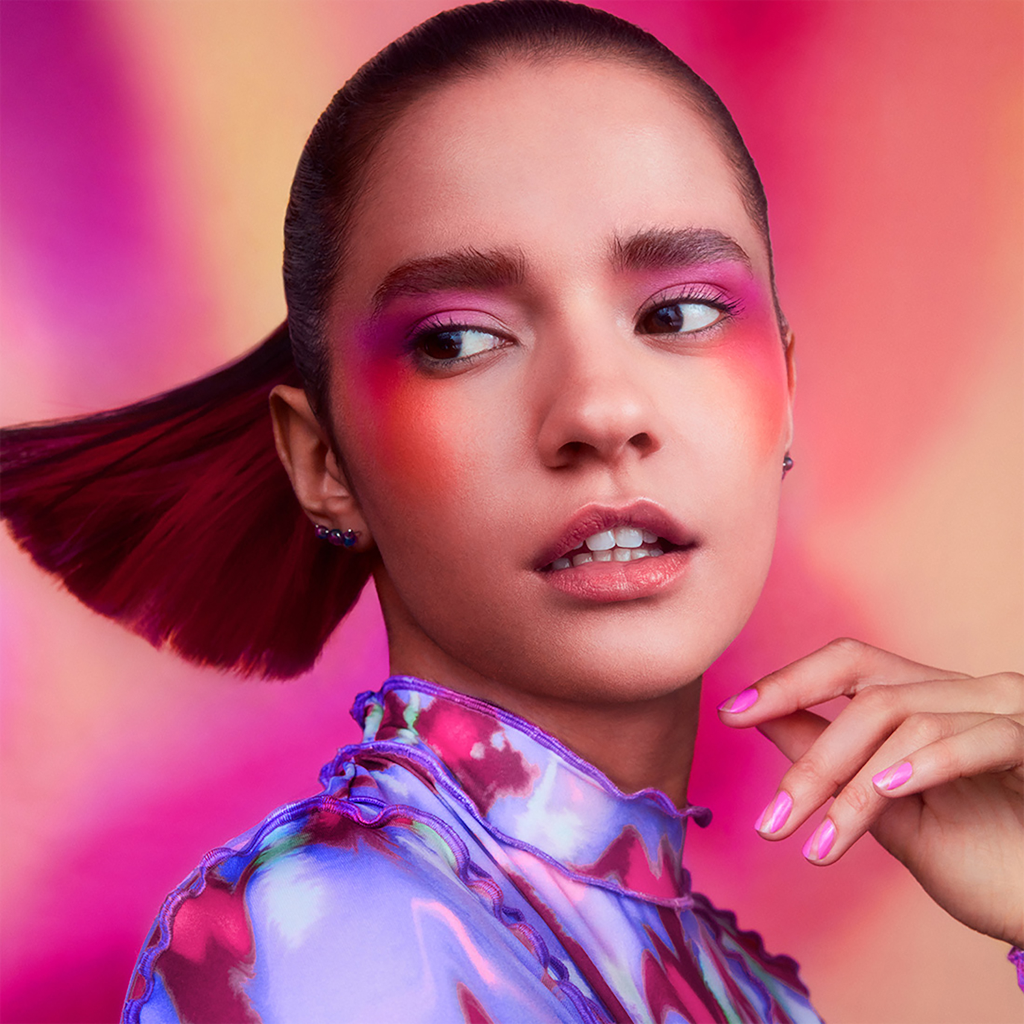 BeautyTok: The Pearl Skin Makeup Trend Is a Glowy Beauty Lover’s Dream