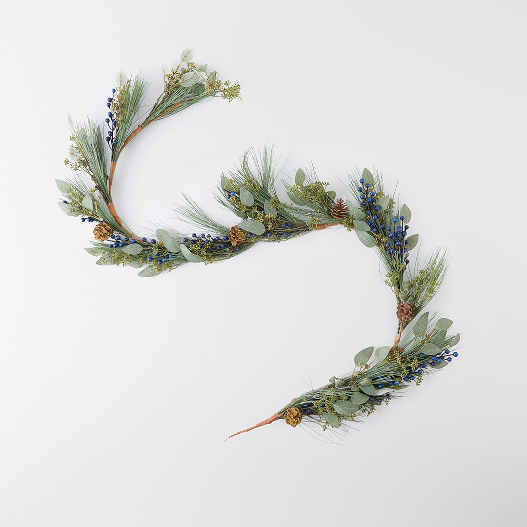 Buy Mixed Native Leaf Garland With Blue Berries And Pine Online | Bed ...
