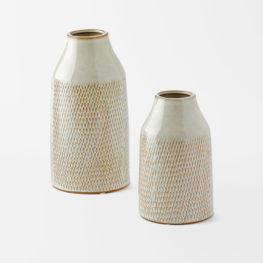 Shop Della Vase Small - White Online | Bed Bath N Table