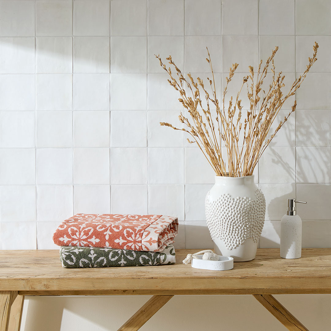 Shop Alva Towel - Rust/Ivory Online | Bed Bath N' Table