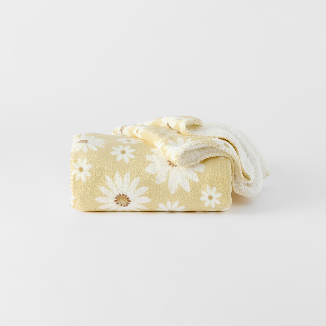 Shop Marguerite Sherpa Throw - Yellow Online | Bed Bath N' Table