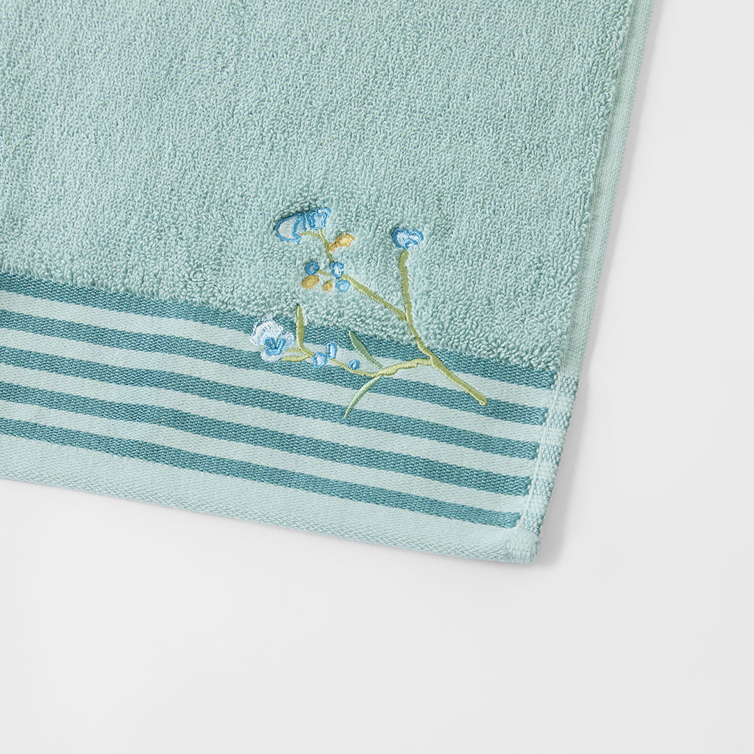 Shop Springfield Towel Online | Bed Bath N' Table
