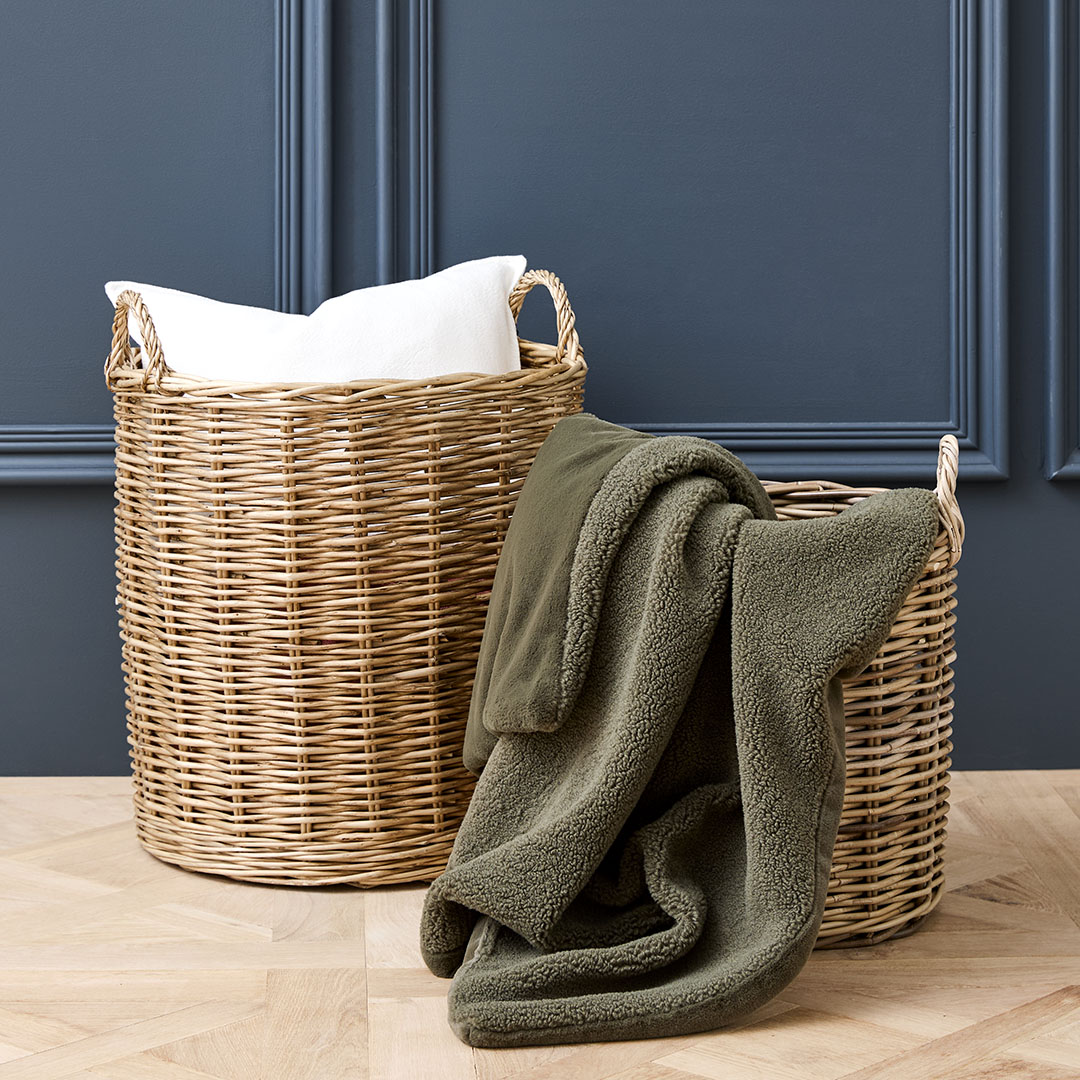 Shop Aspen Throw - Moss Online | Bed Bath N' Table
