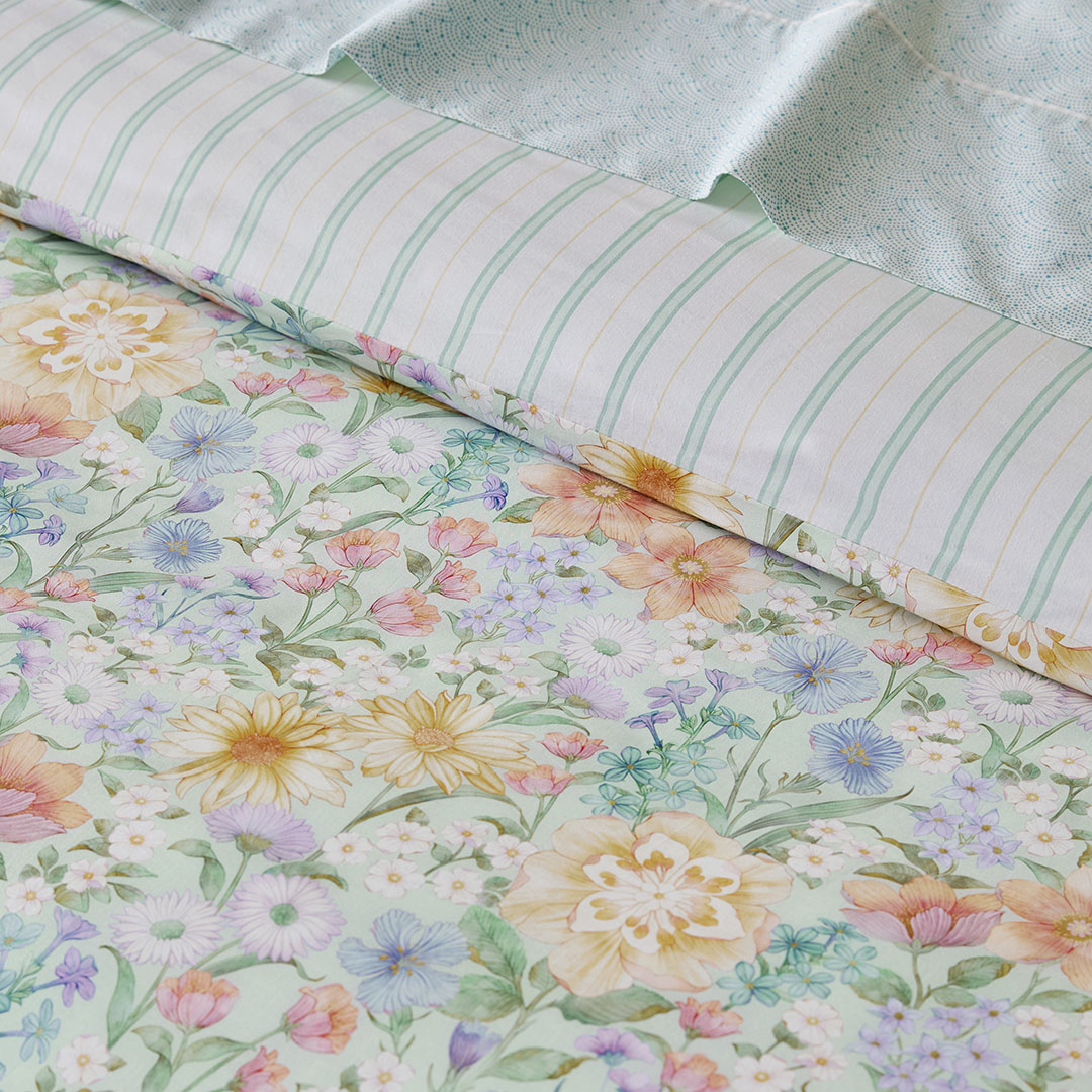 Shop Cynthia Quilt Cover Online|Bed Bath N' Table