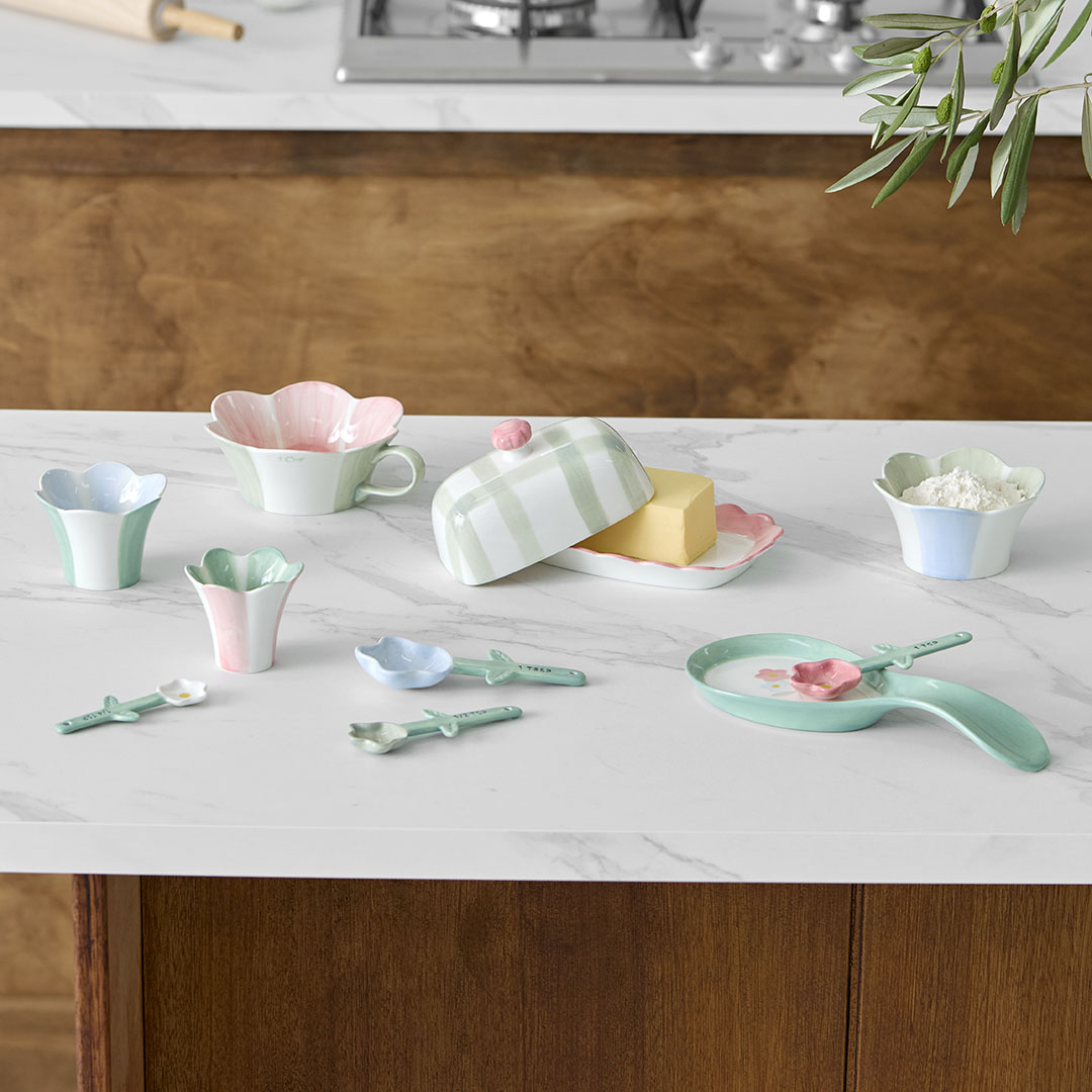 Shop Solaire Ceramic Measuring Spoon Set Of 4 Online | Bed Bath N'Table