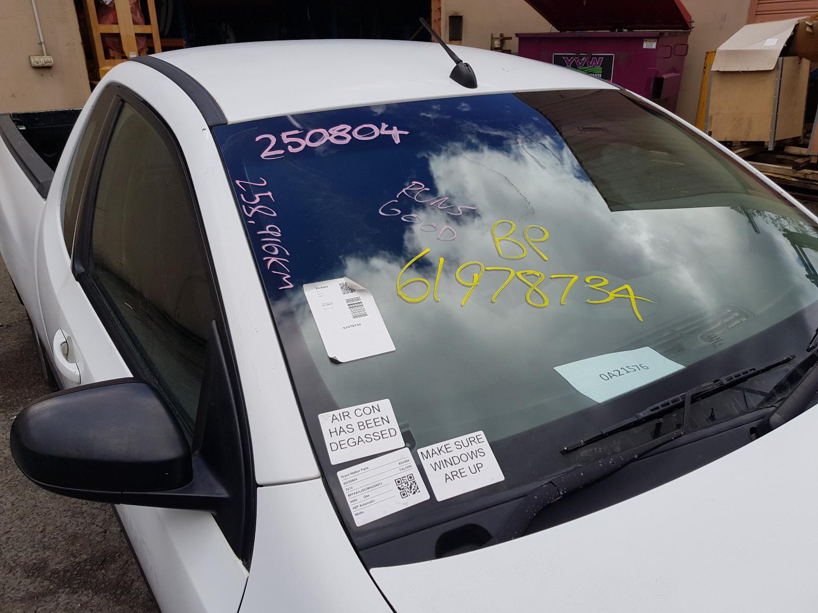 Bonnet Falcon Ford 2010