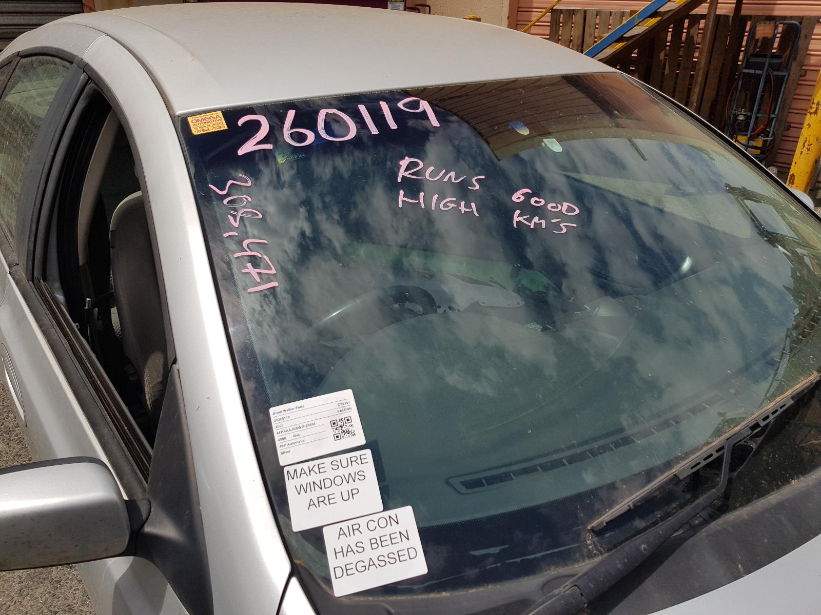 Left Indicator/Fog/Side Falcon Ford 2006