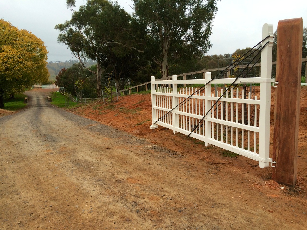 Traditional timber gates | Custom Handmade by Wayne Mavin | Handkrafted