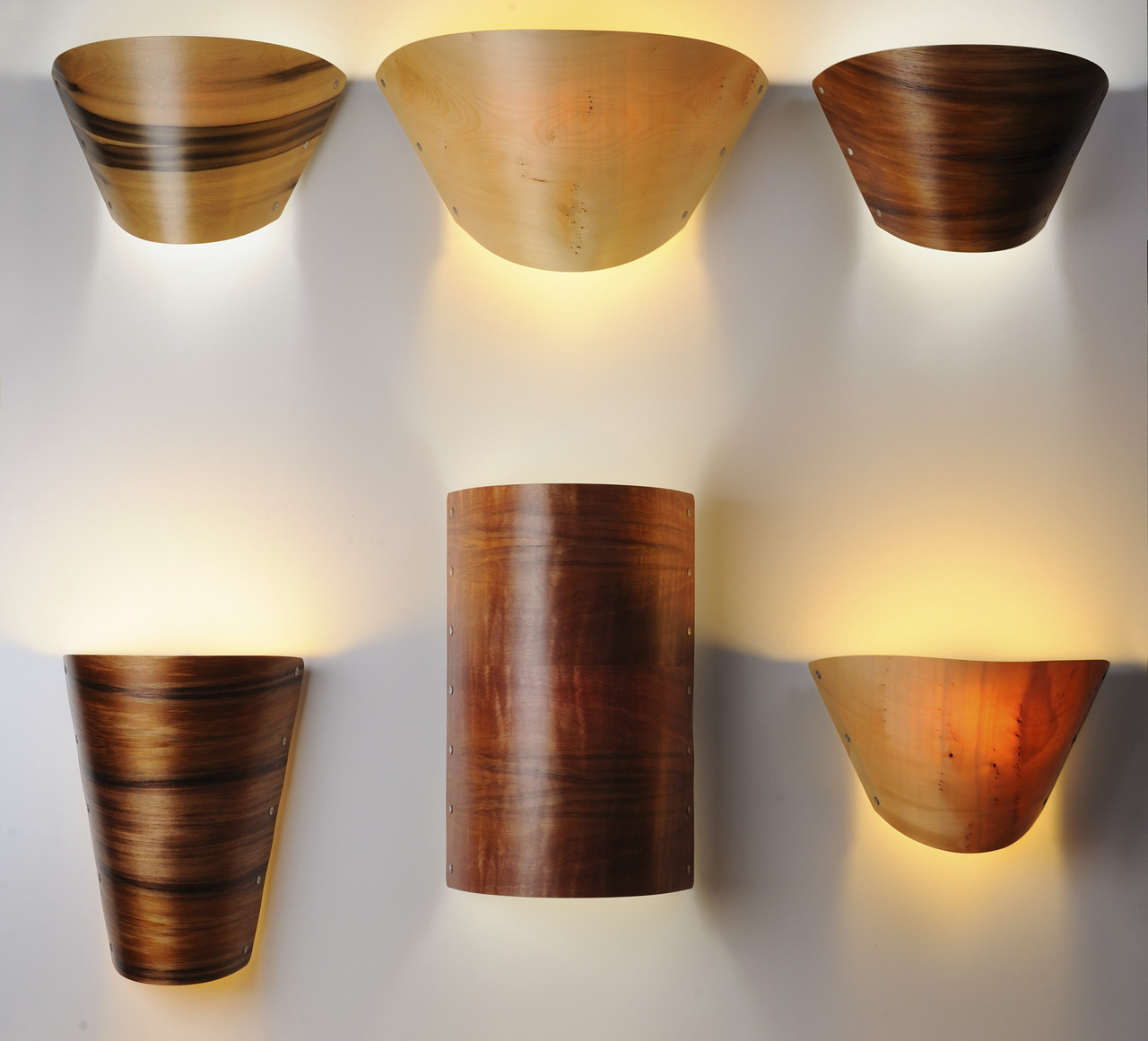 Ian Hewitt, Custom Lighting Maker in Deviot | Handkrafted