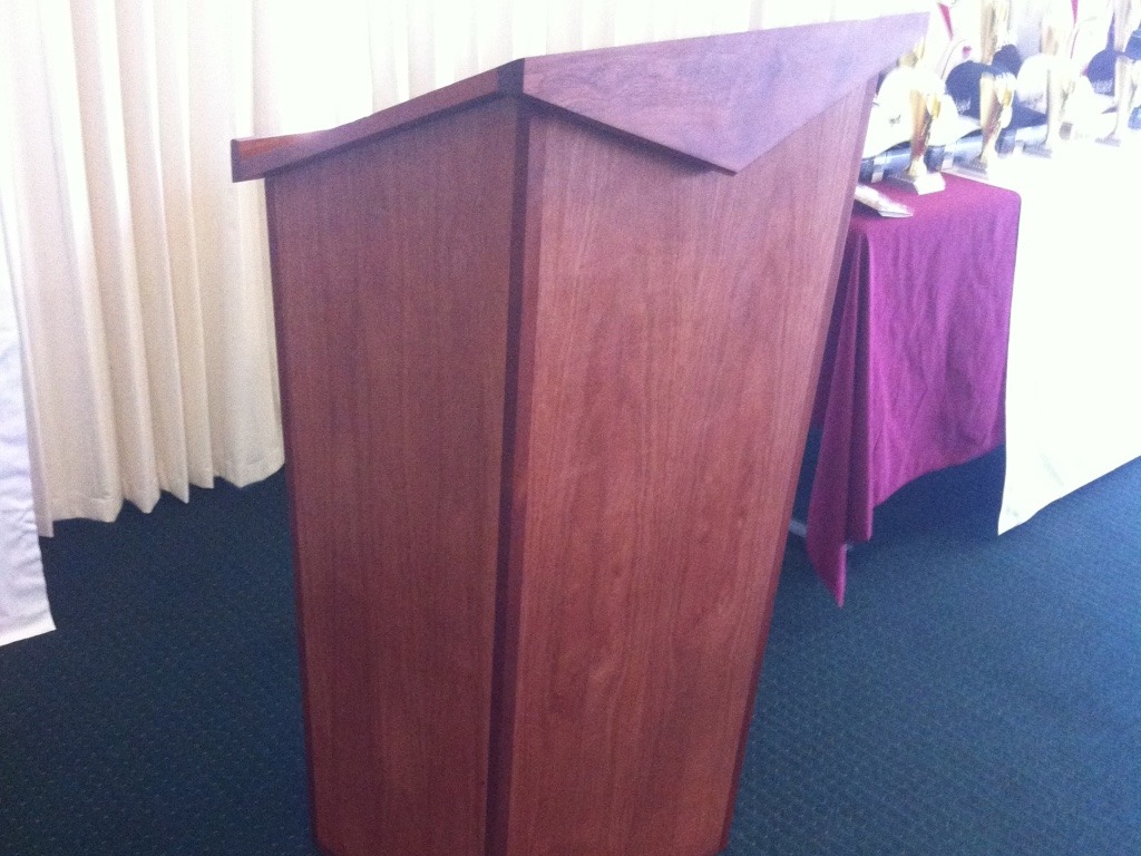 Lecturn - Sydney Blue Gum Veneer Board & NSW Rosewood timber lippings ...