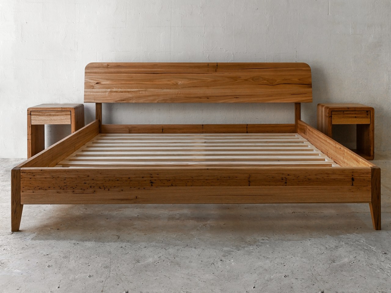 Fairlight Bed by James May | Handkrafted