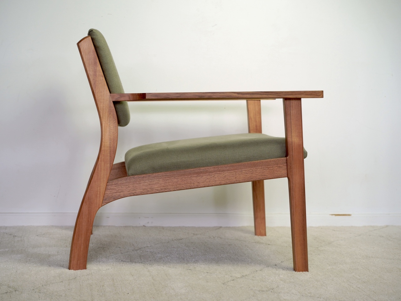 Yuki Chair by Drew Snyder | Handkrafted